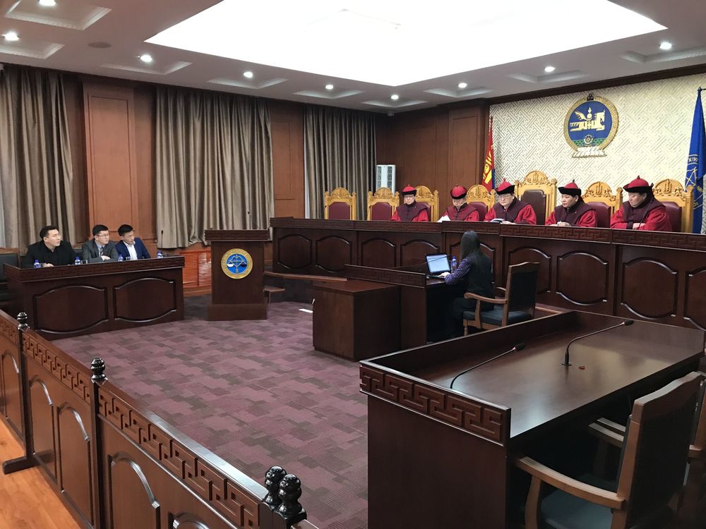 Үндсэн хуулийн заалтыг зөрчсөн гэж цэц дүгнэлээ