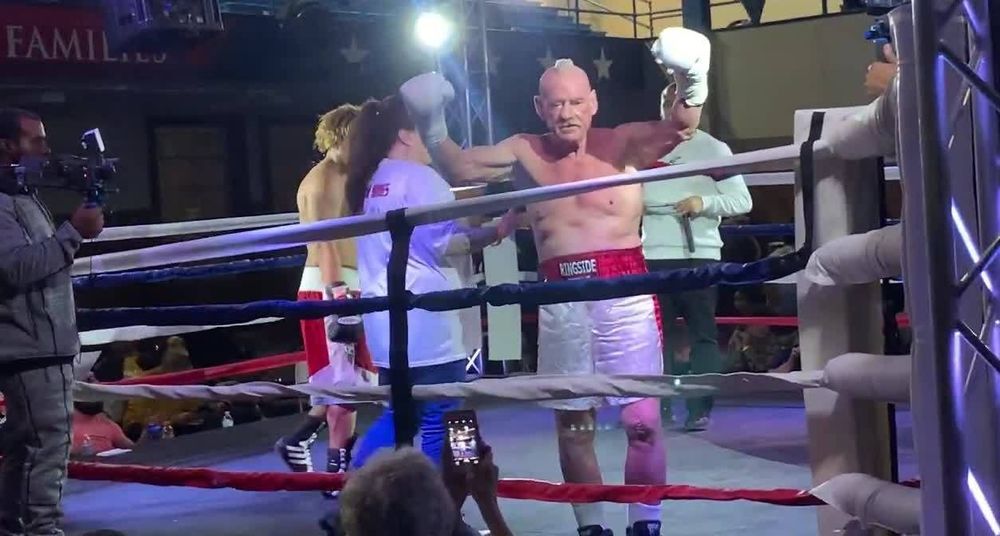 73 настай боксчин дэлхийн дээд амжилт тогтоожээ