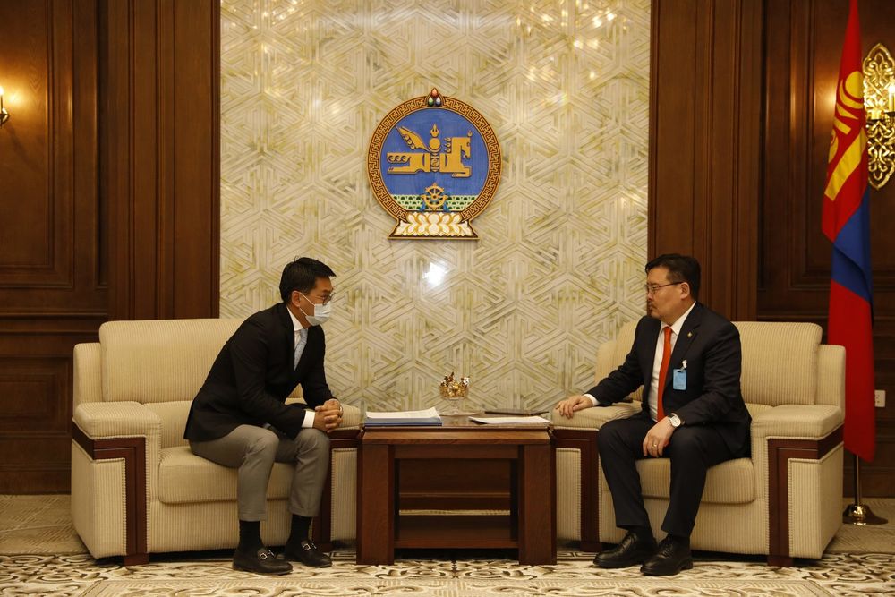 Ерөнхийлөгч Х Баттулга шүүхийн тухай багц хуулийн төсөл өргөн мэдүүллээ