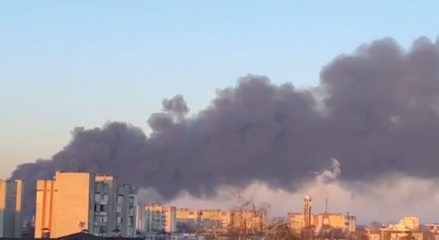 Орос Львовт агаарын цохилт өгчээ