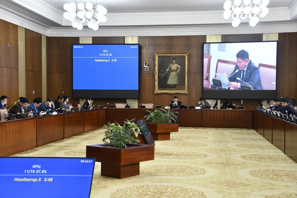 Эрүүгийн хуулийн нэмэлт өөрчлөлтийг хэлэлцэж эхэллээ