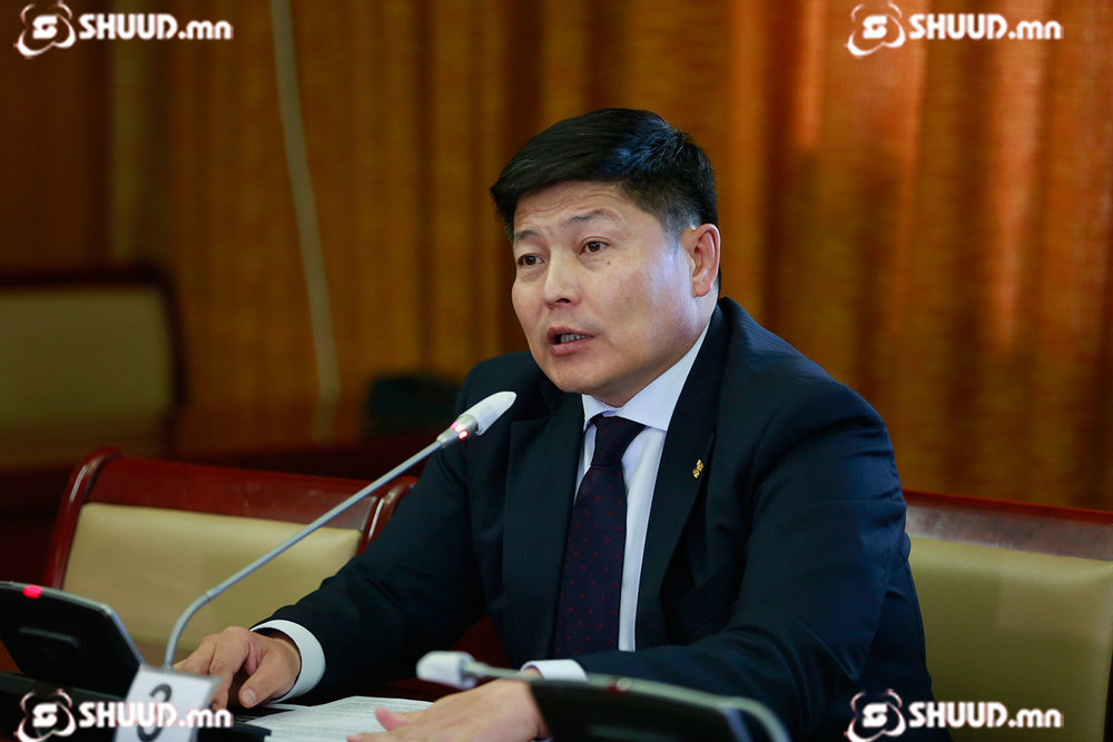 Х Нямбаатар Хотын үнэнтэй нүүр тулж улс төрийн болон захиргааны шийдвэр гаргана