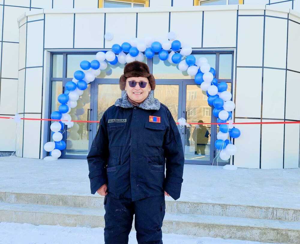 УИХ ын гишүүн Ш Адьшаа нэг км зам нээж тууз хайчилжээ
