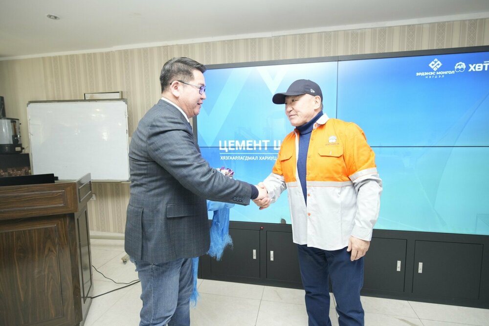 Л Наранбаатарын оронд томилогдсон Л Элдэв Очир ажлаа хүлээн авчээ