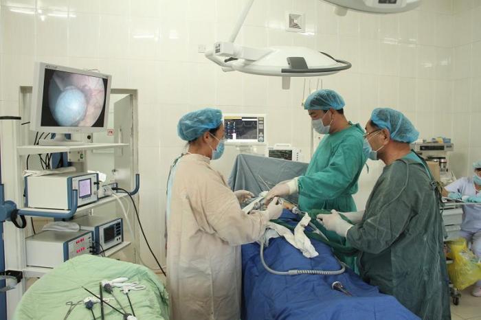 Монголоос жилд 58 сая ам доллар гадаадын эмнэлэг рүү “урсдаг”