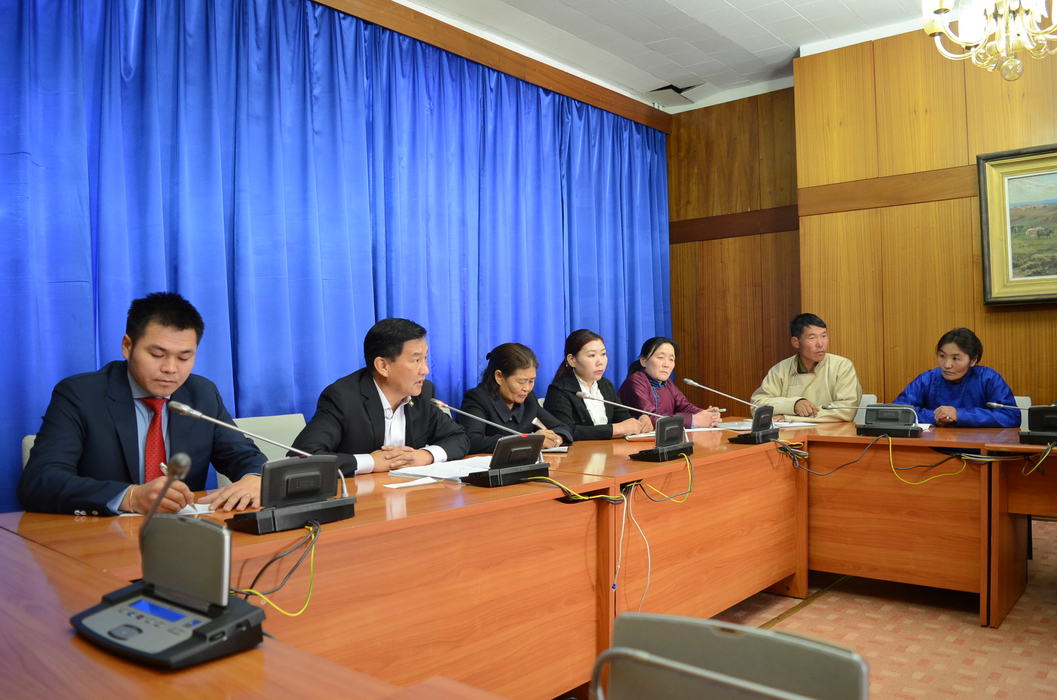 Ц.Даваасүрэн гишүүн мэдээлэл хийжээ