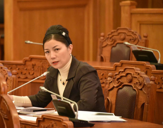 Г Уянга АН ын гишүүнчлэлээс татгалзаж 16 сая төгрөгөө НЭХЭМЖЛЭВ