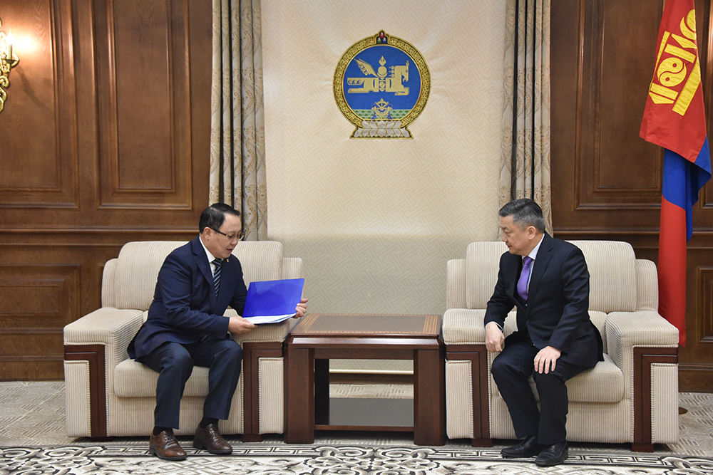 Ялтан шилжүүлэх төсөл өргөн мэдүүллээ