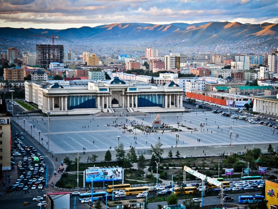 Улаанбаатарт 11 хэм дулаан байна