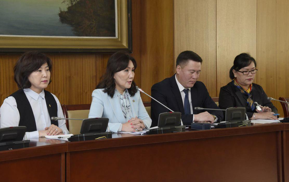 6703 иргэний өргөдлийг шийдвэрлүүлжээ